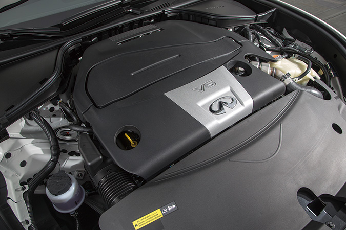 Classic and Modern Luxury Sedan, Q70