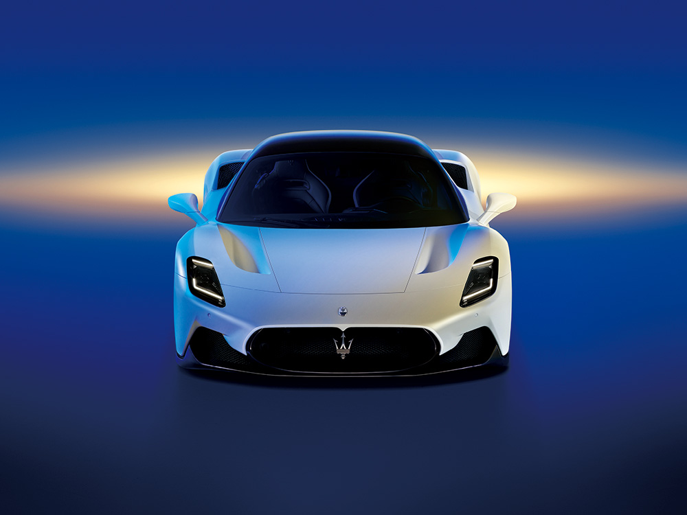 예술적 엔지니어링의 걸작 MC20